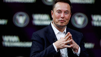 Elon Musk talks xAI, AI superintelligence, aliens and more on Twitter ...